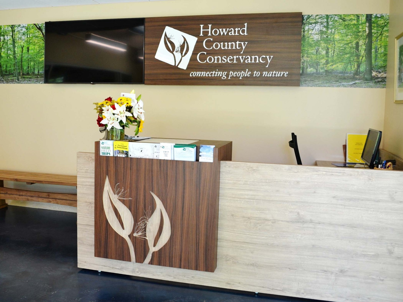 Custom Branded Reception Desk Displays | Adler Display