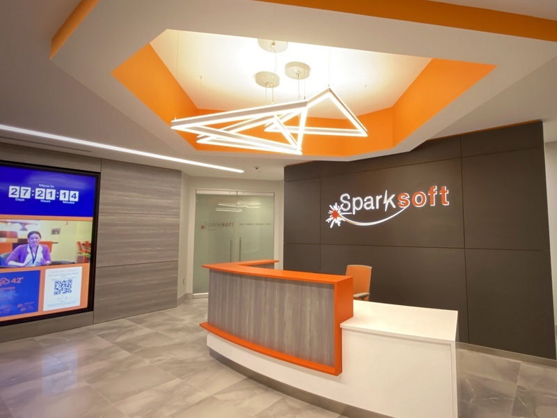 Lobby and Corporate Interior Displays | Adler Display in Maryland